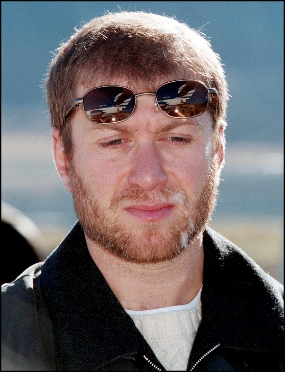 Roman Abramowicz był nazywany "kasjerem Putina". Dziś to właściciel ...