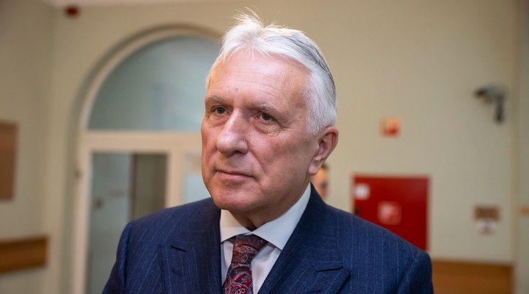 93 év után leáll az ország egyetlen műtrágyagyártó üzeme - Blikk