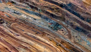 Twin sisters win $43.5m court fight against father’s oil company ...