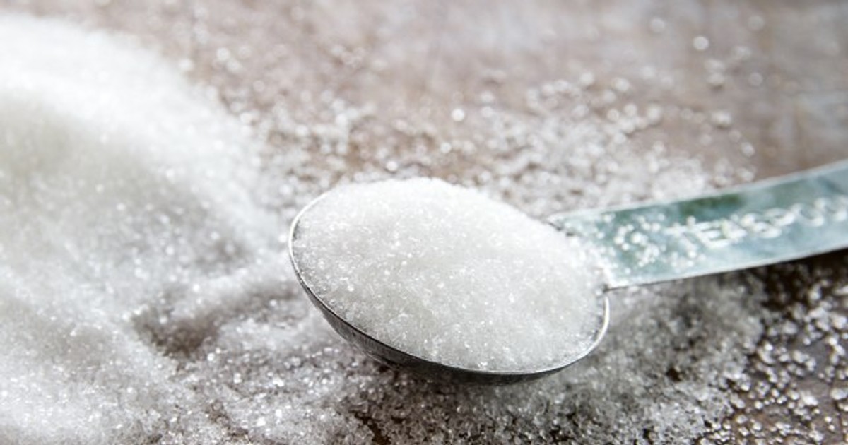 What happens to your body and brain when you eat too much sugar ...