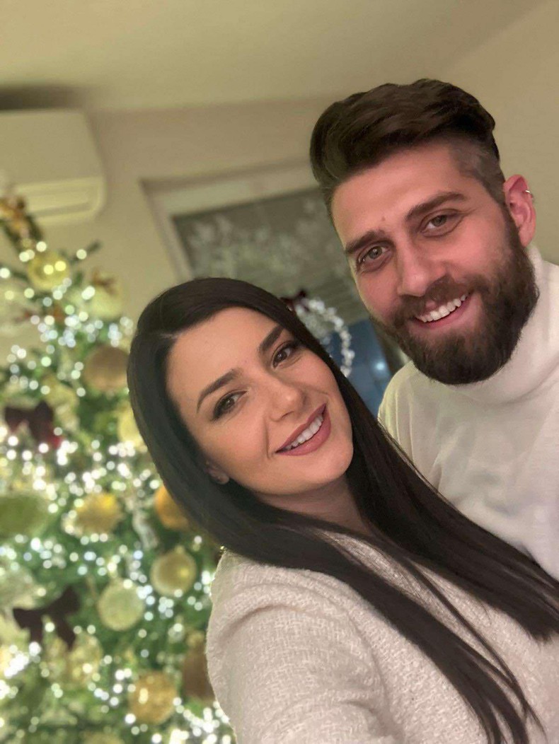 Porodila se pevačica Danica Krstić: Na svet donela dečaka, njena majka ...