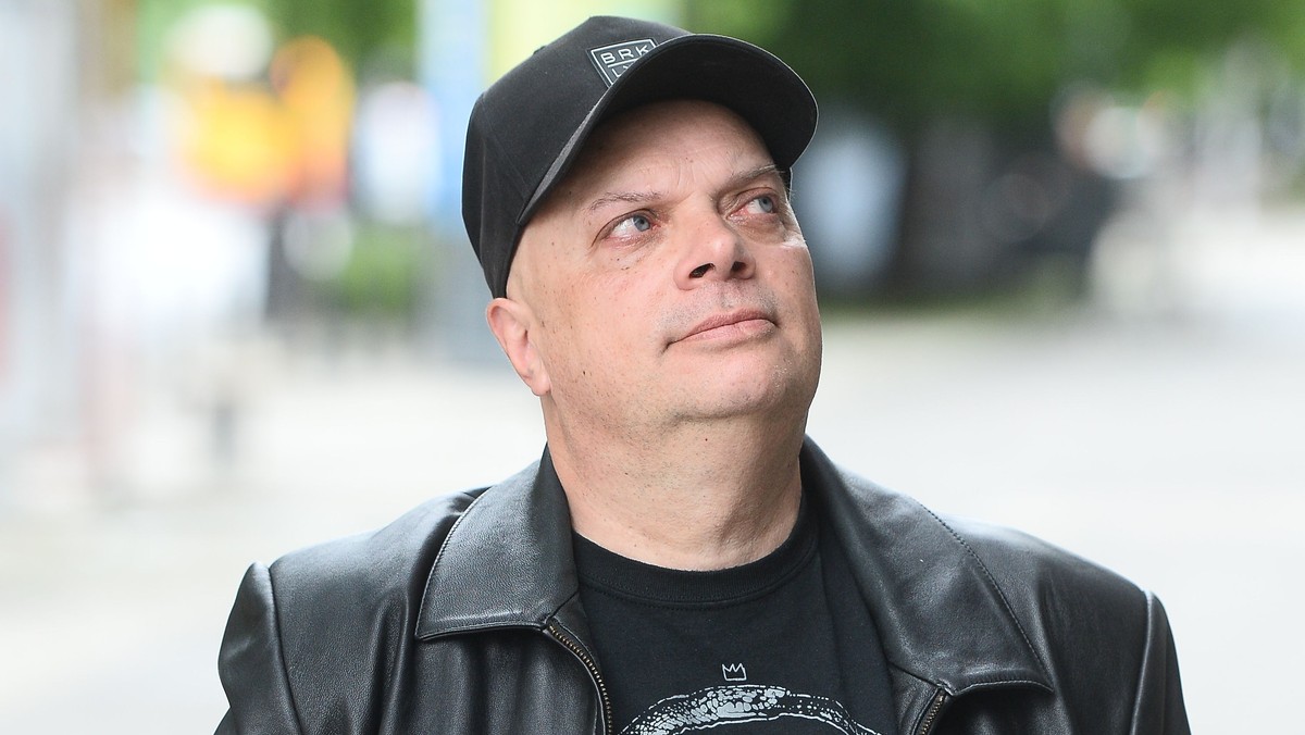 Krzysztof Skiba znów uderza w polityków. Dostało się również TVP i TVN ... Krzysztof Skiba znów uderza w polityków. Dostało się również TVP i TVN ...
