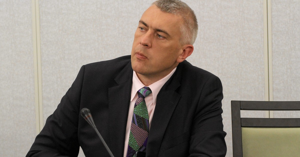 Roman Giertych próbuje zmusić media do milczenia na swój temat - Wiadomości