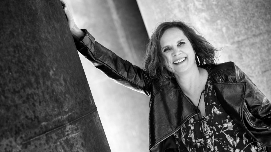 Feuer Yvette hisz a személyes színház közösségi erejében - Glamour