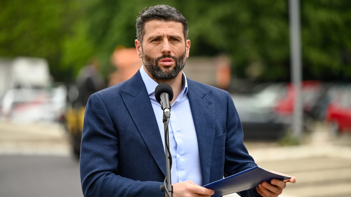Šapić: U toku uklanjanje poslednjeg splava na Savskom keju, do sutra će ...