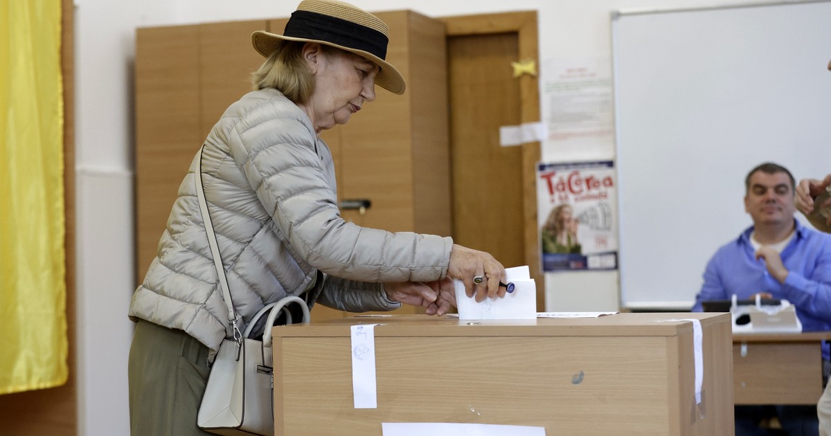 Trwa głosowanie w Rumunii. Nietypowa sytuacja, ośrodki badawcze alarmują - Wiadomości
