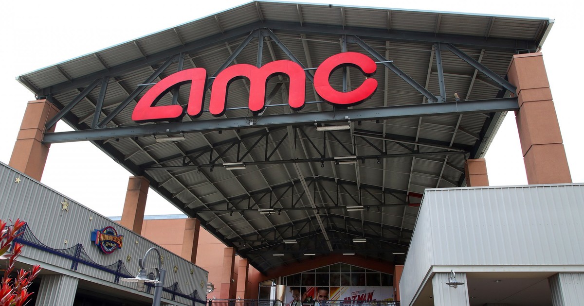 AMC Theatres will bring reserved seating to most of its theaters by ...