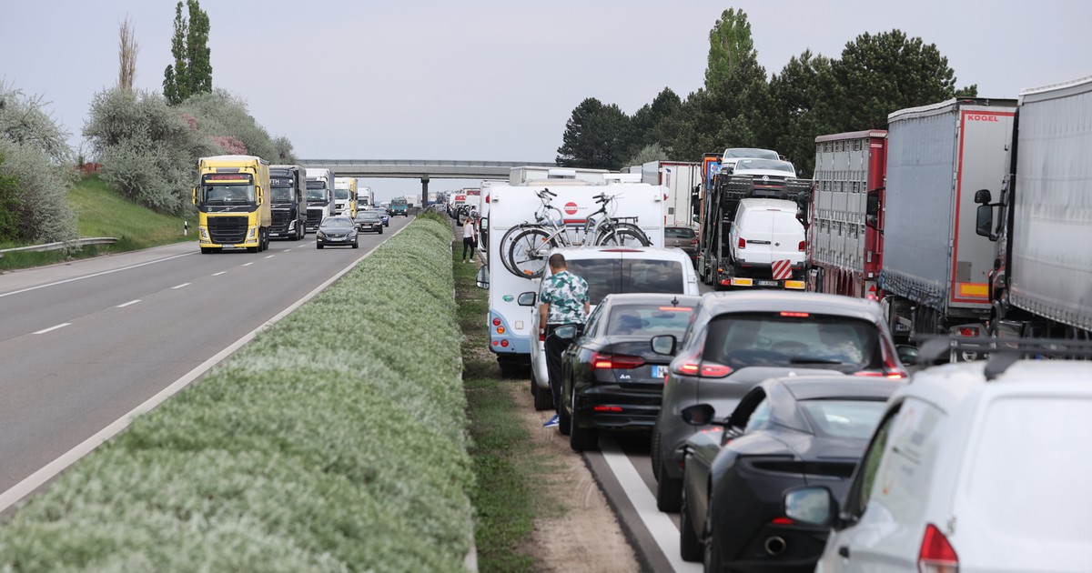 Forgalomkorlátozásra kell készülni az M0-s autóút és az M7-es autópálya ...