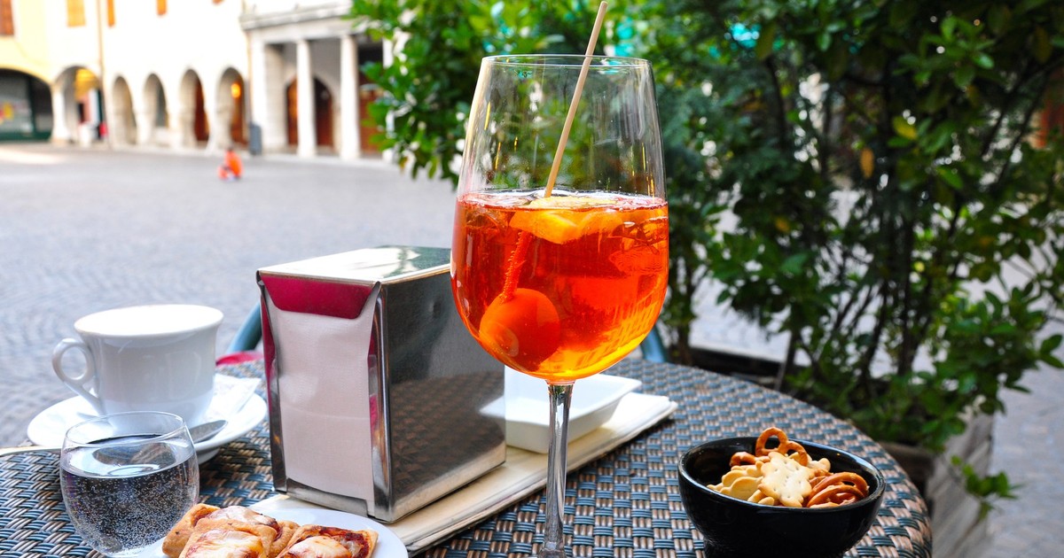 Lidl is selling a drink almost identical to Aperol — called 'Bitterol ...