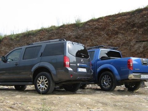 Nissan Navara i Pathfinder: lepsze wrogiem dobrego