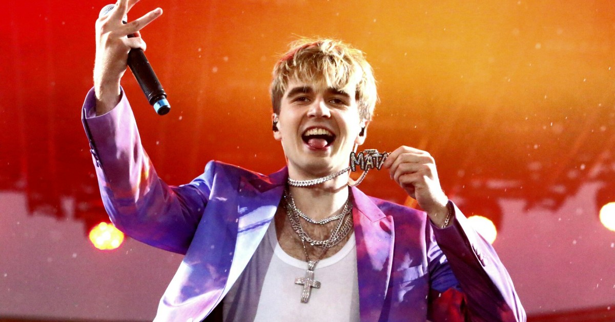 Mata pojawił się na studniówce fanki. Mamy nagranie [WIDEO] - Muzyka