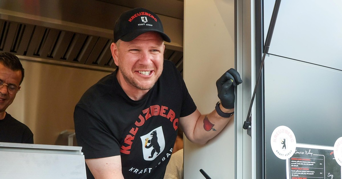 Chajzer skończył z telewizją i rozwija nowy biznes. Był kebab, a teraz ...