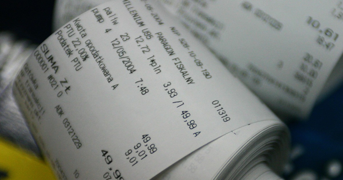 Zostawiasz paragon w sklepie? To spory błąd i nie lada gratka dla złodzieja