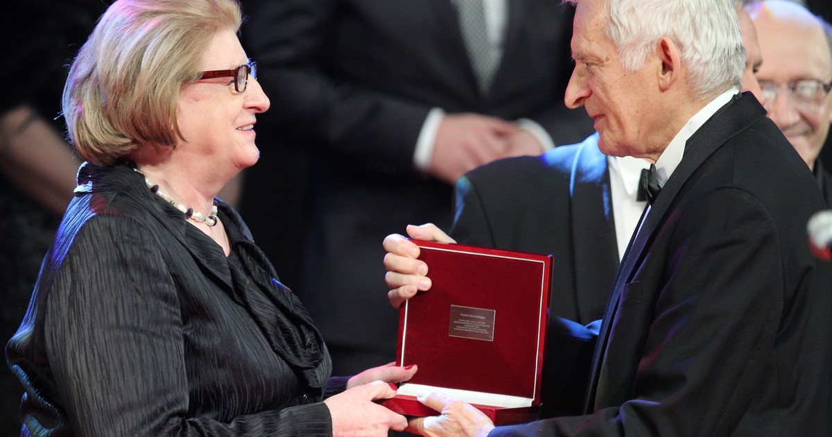 Hanna Suchocka uhonorowana Diamentowym Laurem Umiejętności i ...