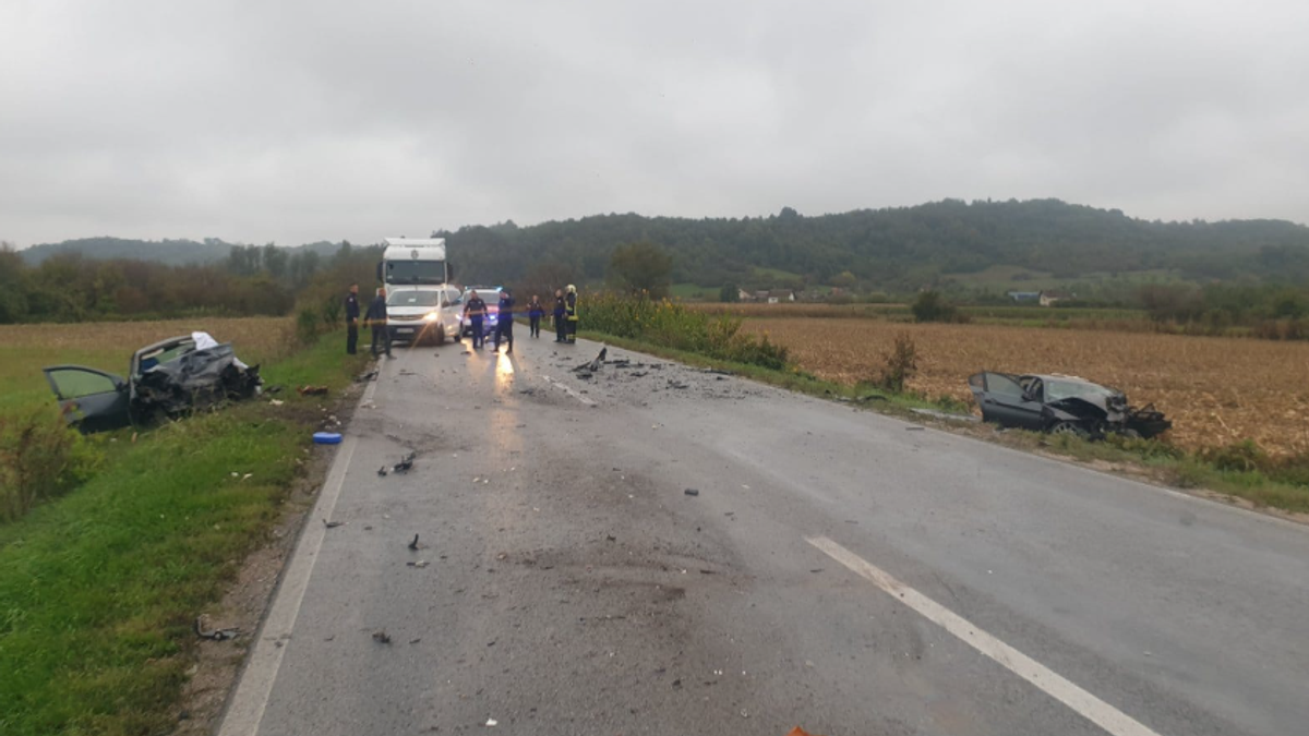 Stravična nesreća kod Doboja: U direktnom sudaru POGINUO PRIPADNIK ...