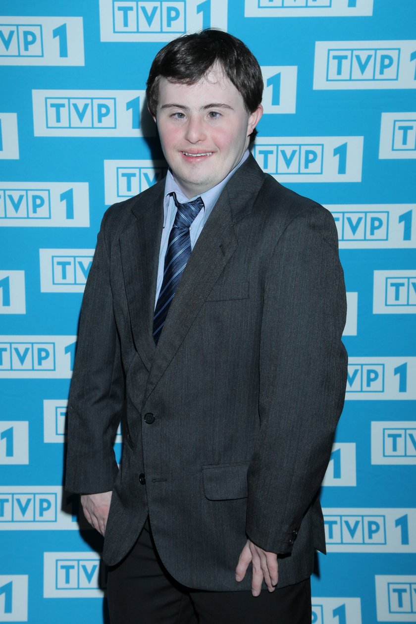 Maciek z serialu Klan zagra scenę w nocnym klubie?!