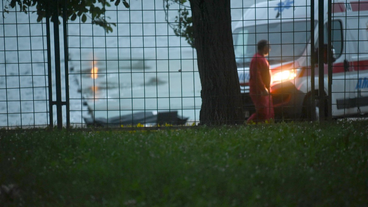 "Ponosni smo na tebe, žrtvovao si se za druga", potresne reči na sahrani dečaka koji se utopio ...