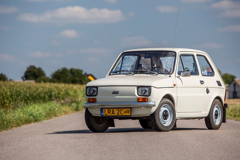 Najładniejsze samochody z okresu PRL. Wybraliśmy 12 modeli