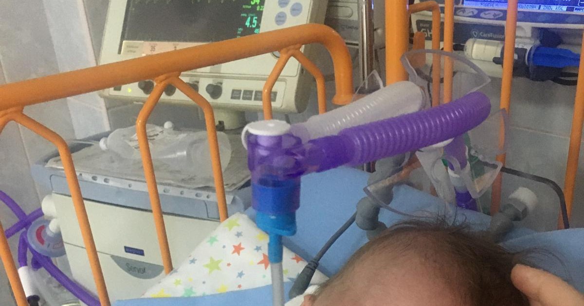 Mali Boško uzet majci i stavljen na respirator: Ovako izgleda osmeh majke koji krije patnju, mi ...