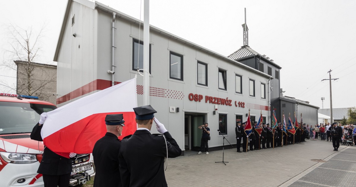 Nowa remiza strażacka oficjalnie otwarta