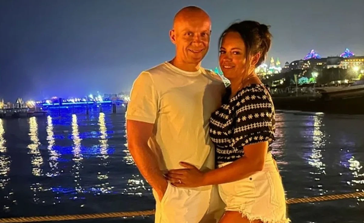 Sędzia Marciniak z żoną i córką na wakacjach. Zobacz ZDJĘCIA - Dziennik.pl