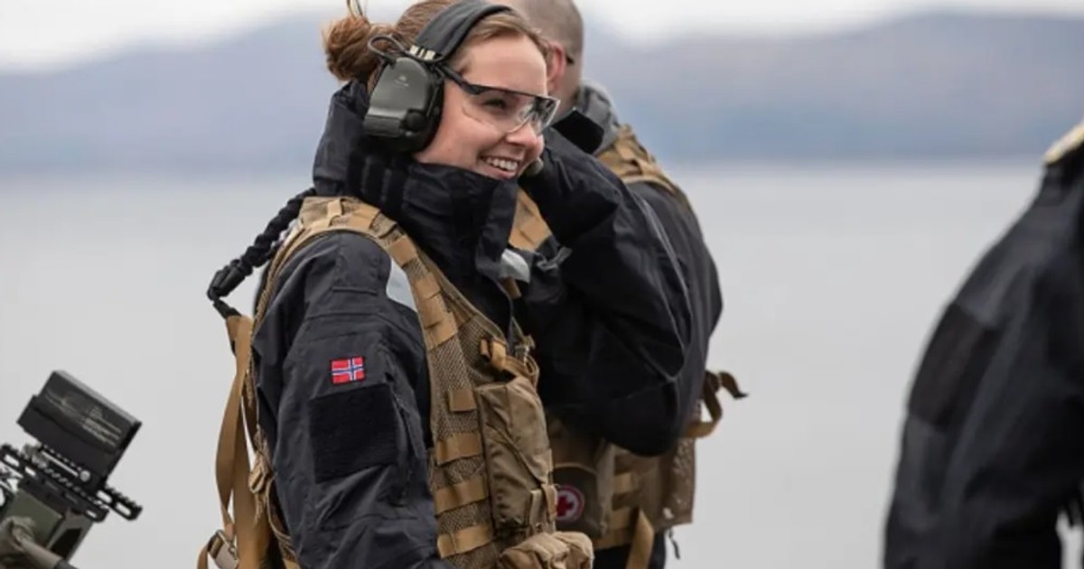 Księżniczka Ingrid Aleksandra w armii. Norwegia się zbroi - Plejada.pl