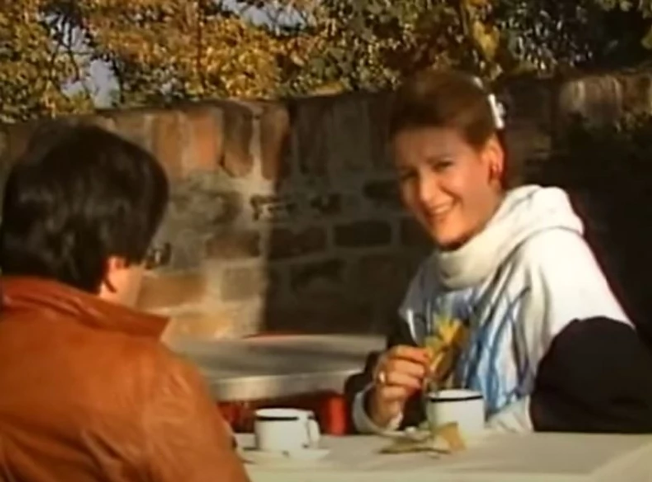 Naša pevačica zatekla muža u krevetu sa drugom, pao joj mrak na oči zbog prevare: "Ljubavnicu ...