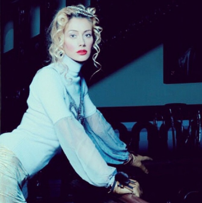 Pojavila se u spotu Hulija Iglesijasa, udala se za srpskog Bila Gejtsa ...