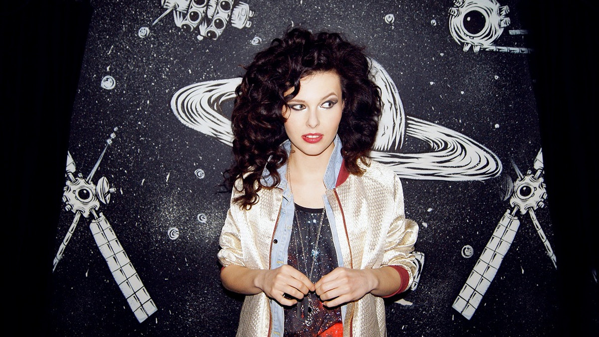 Ramona Rey nagrała singiel z rosyjskimi gwiazdami - Plejada.pl