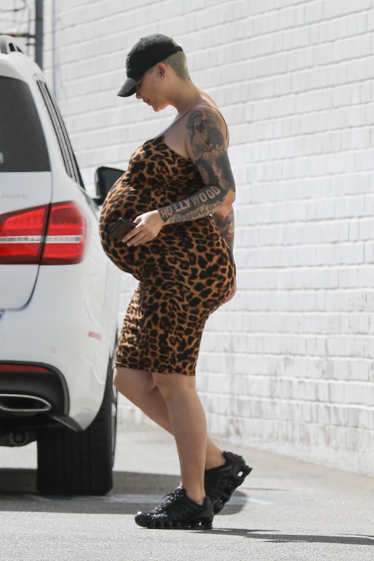 amber rouz sa stomakom do zuba - Blic