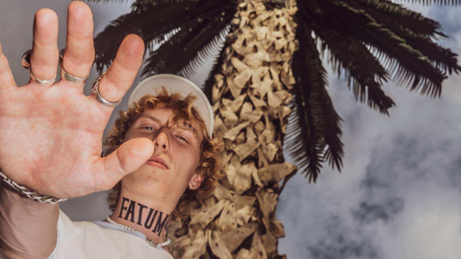 Szczyl: Jestem spoko ze swoją wrażliwością. Raperzy też płaczą - Noizz