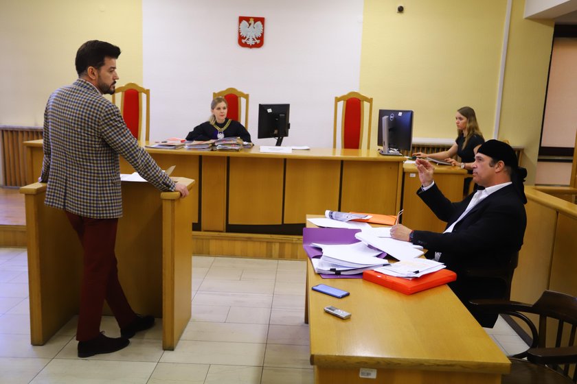 To problem nie tylko Karolaka. Jak inne gwiazdy kłóciły się o pieniądze