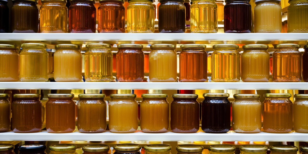 Jaki miód jest najzdrowszy? Rodzaje miodów i ich właściwości - Kobieta