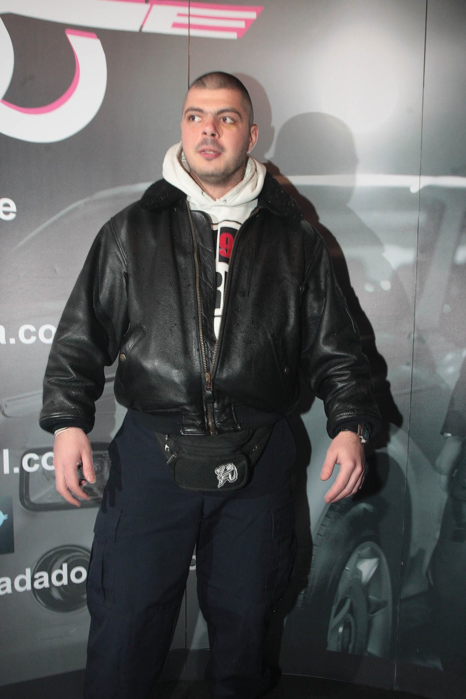 Đus: Neću da pušim džoint i pijem rakiju iz staklene flaše!