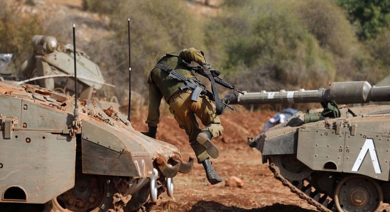 Video emerges seemingly showing Israeli soldiers using a trebuchet to ...