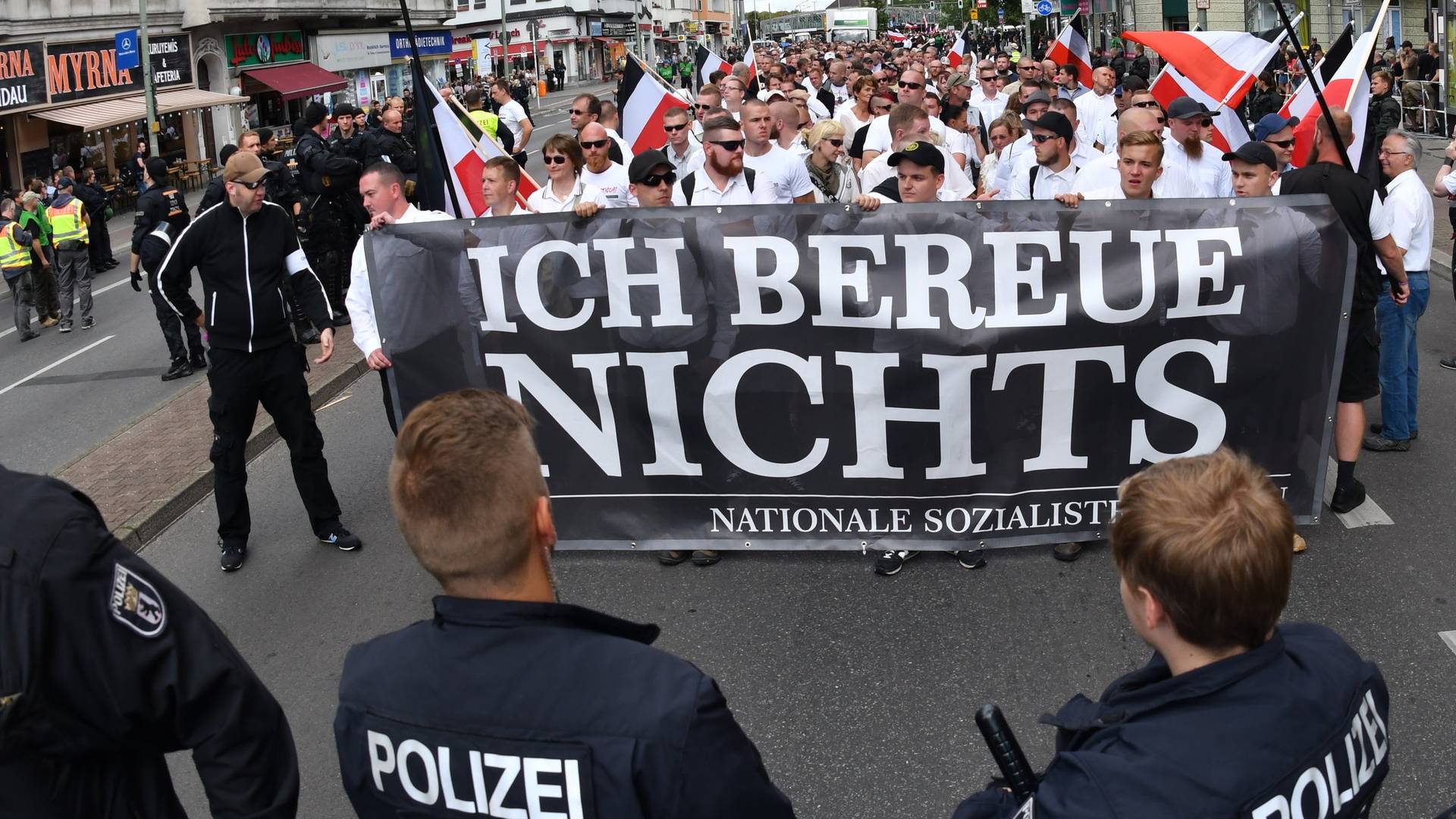 So heftig rechtsradikal war das Jahr 2018 in Deutschland