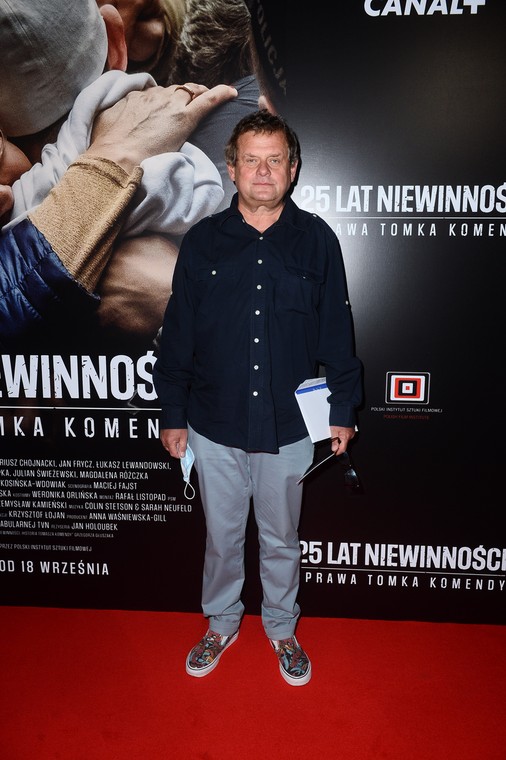 Kazik Staszewski pokazał mamę. Fani zwrócili uwagę na jej nałóg - Plejada.pl