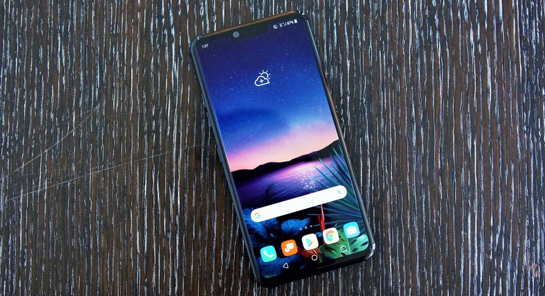 The newest big smartphone from LG finally has a price and release date ...