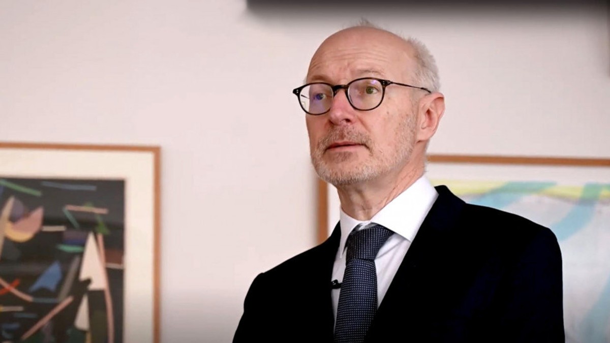 Francuski ambasador: Lopta je u polju Prištine, ZSO je suština - Blic