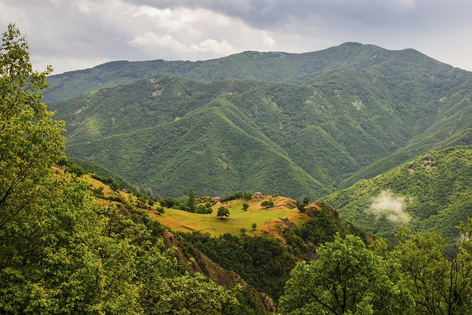Rodopy w Bułgarii - szlaki, przewodnik po atrakcjach i ośrodkach - Podróże