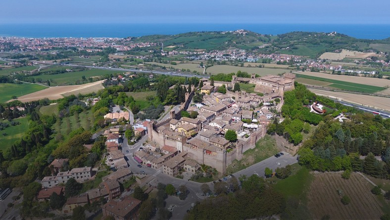 Najpiękniejsze włoskie miasteczko - Gradara - Podróże