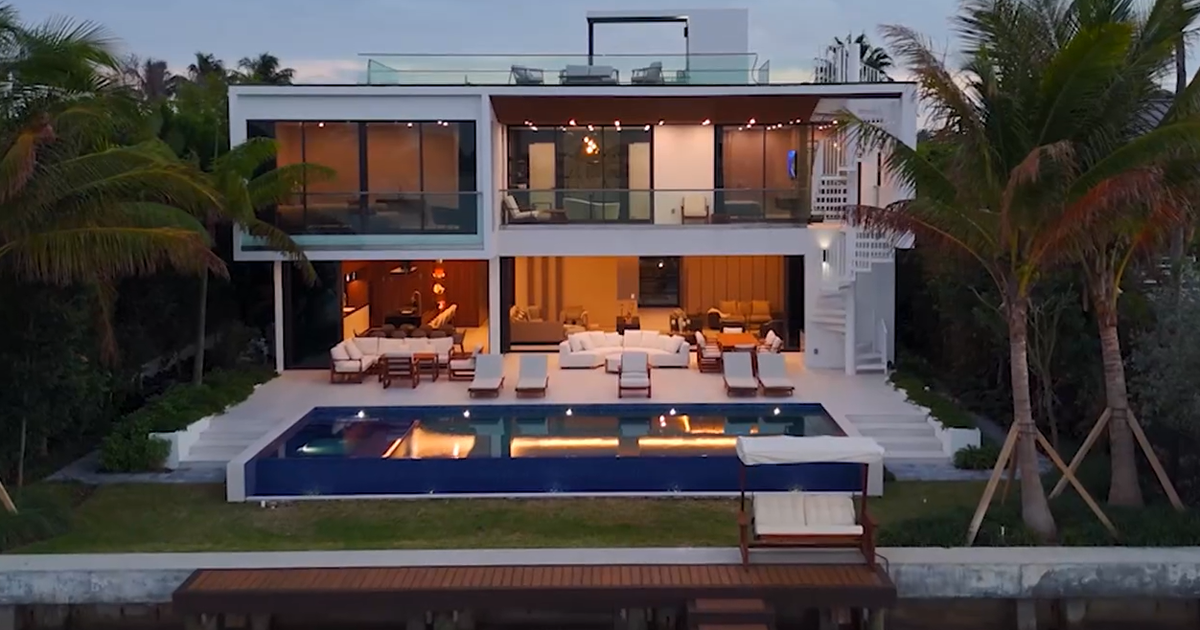 Izlaz iz kuće pravo na okean: Vila našeg poznatog estradnog para vredi 18 miliona dolara ...