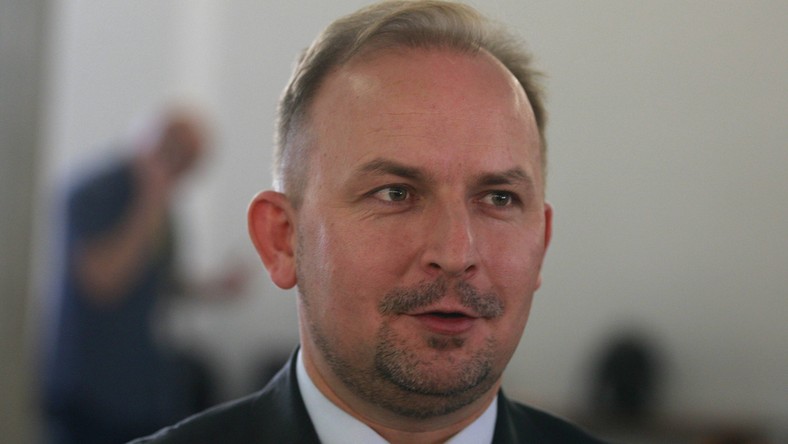"Z gejami dajmy sobie spokój, ale z lesbijkami, to bym popatrzył ...