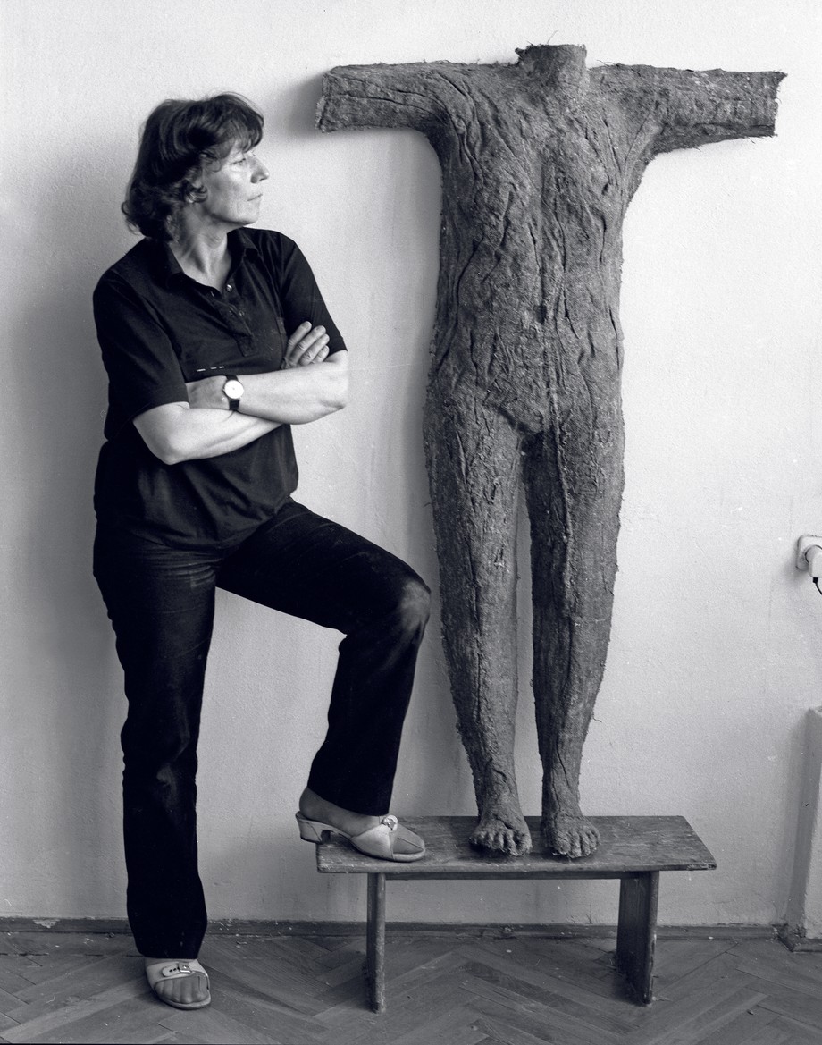 Magdalena Abakanowicz. Najsłynniejsza polska rzeźbiarka nie chciała być ...