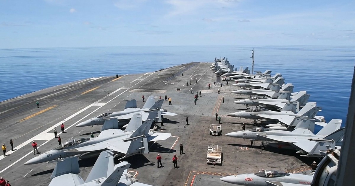USS Nimitz: amerykańska grupa uderzeniowa kieruje się na Bliski Wschód