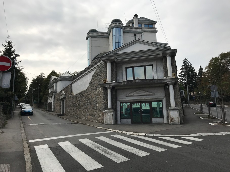 SLIKE SA LICA MESTA: Pogledajte kako Cecina kuća izgleda posle napada!