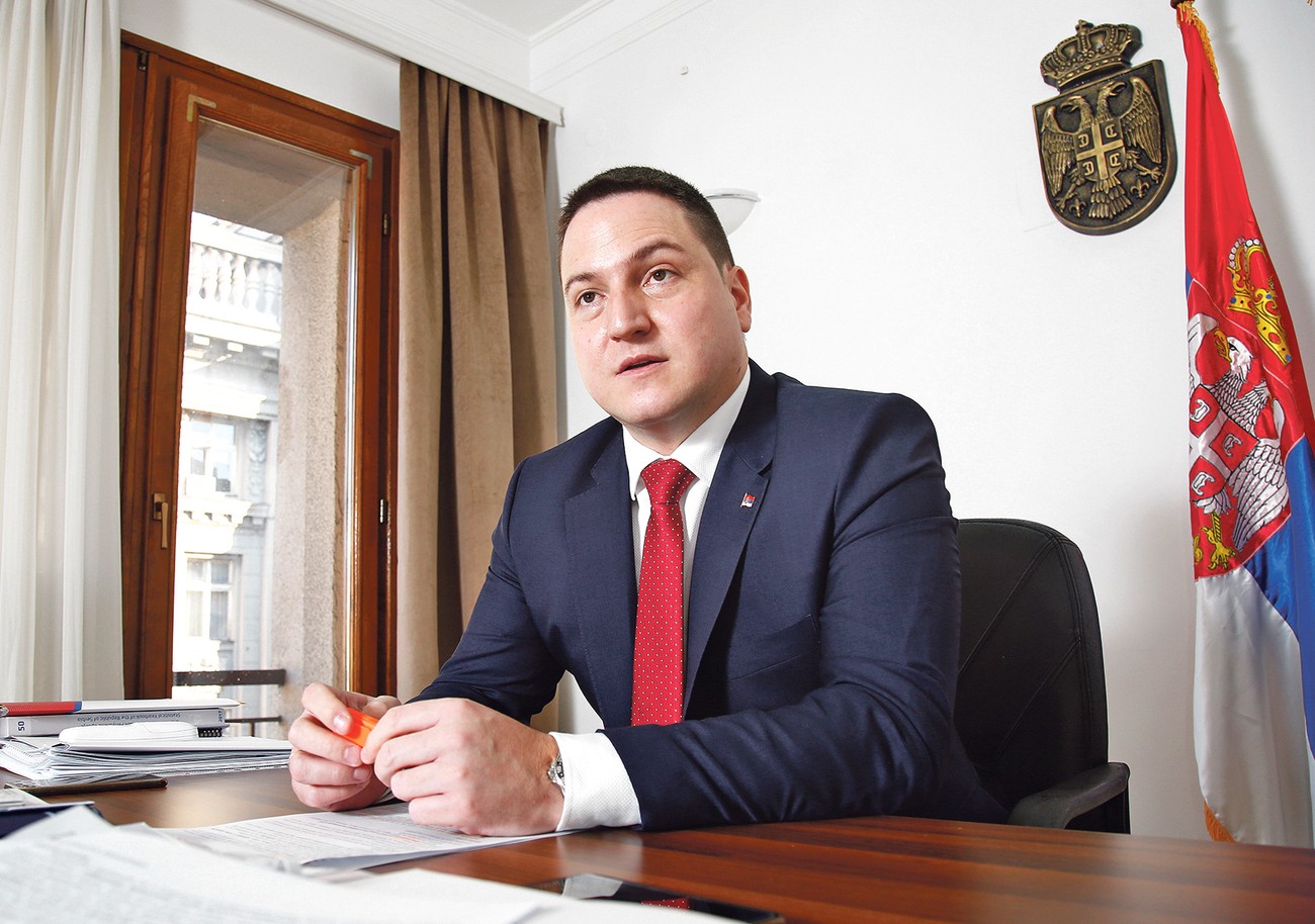 Ministar prosvete Branko Ružić podneo ostavku - Blic