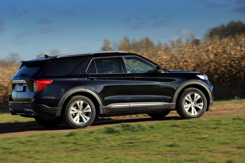 Ford Explorer Hybrid - hybryda made in USA - TEST