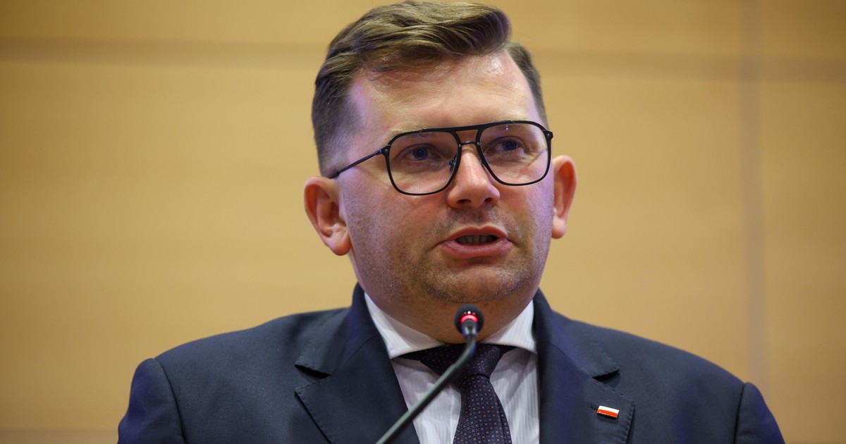 Łukasz Kmita przerywa milczenie. "Im wyżej się wspinasz, tym więcej ...