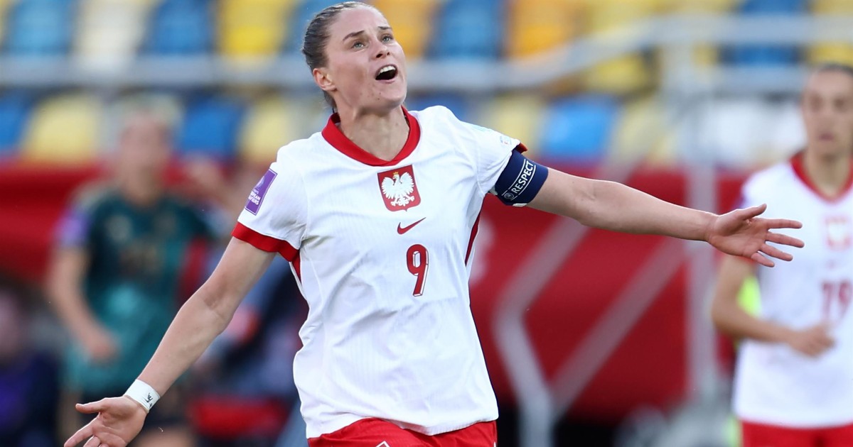 Ewa Pajor w FC Barcelona! Podpisała kontrakt z piłkarskim gigantem